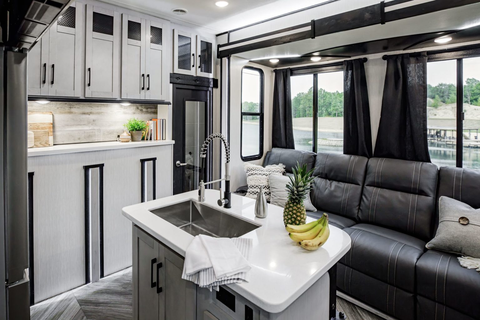 RV Design with Renee Gillis - Interior Design in RVs - Heartland RV